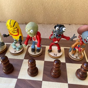 6 Plants Vs Zombies Small Chess Set - Etsy