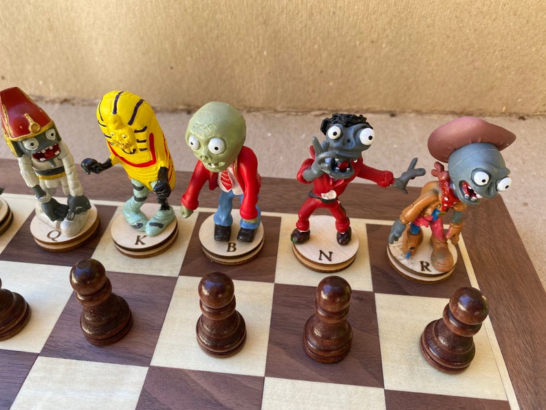 6 Plants Vs Zombies Small Chess Set - Etsy