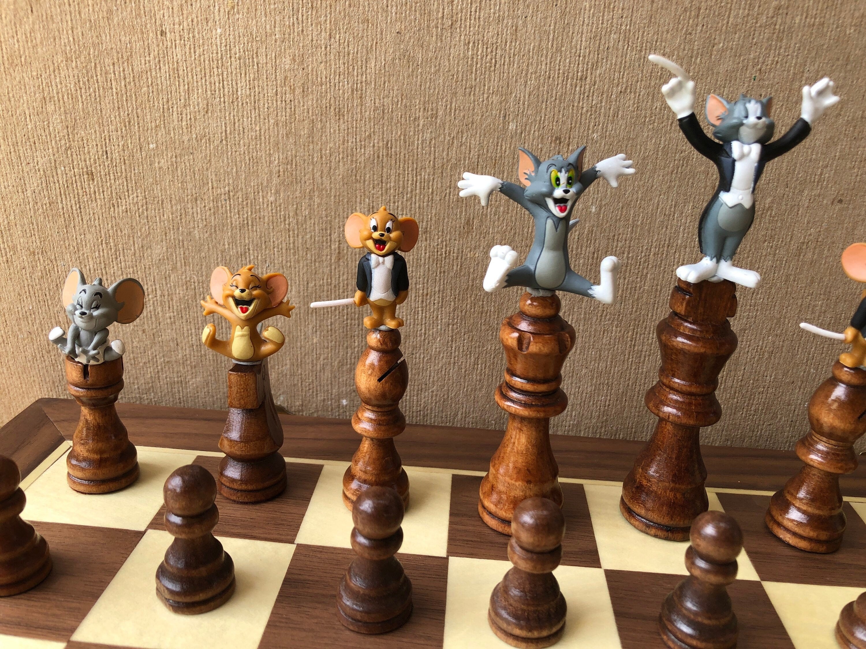 Tom and Jerry Chess Set - Etsy