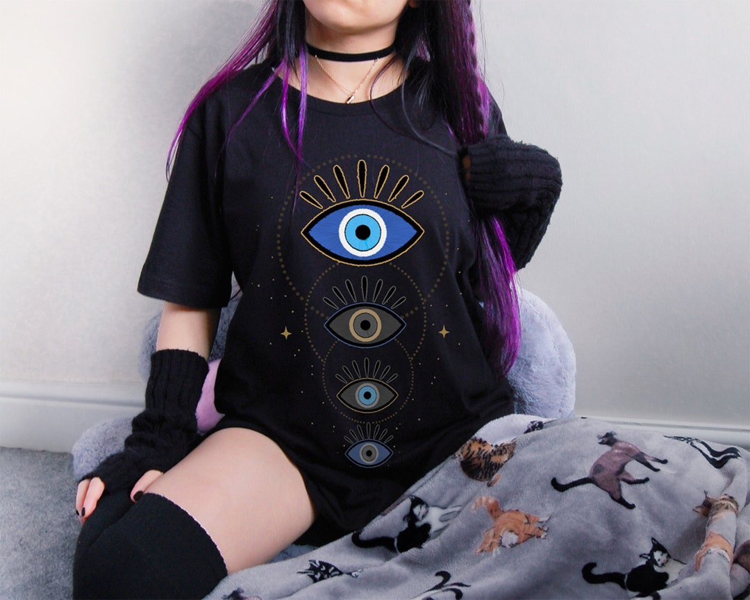 Evil Eyes Witchy Shirt, Soft Goth E Girl Clothing Celestial Tee Grunge ...
