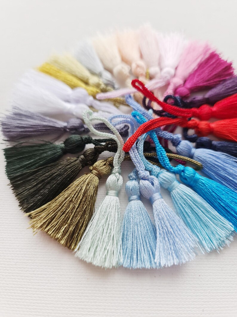 Charm Tassel – 5 Pcs 1.5” (4 Cm) | Silky Mini Bag Tassels With Loop for ...