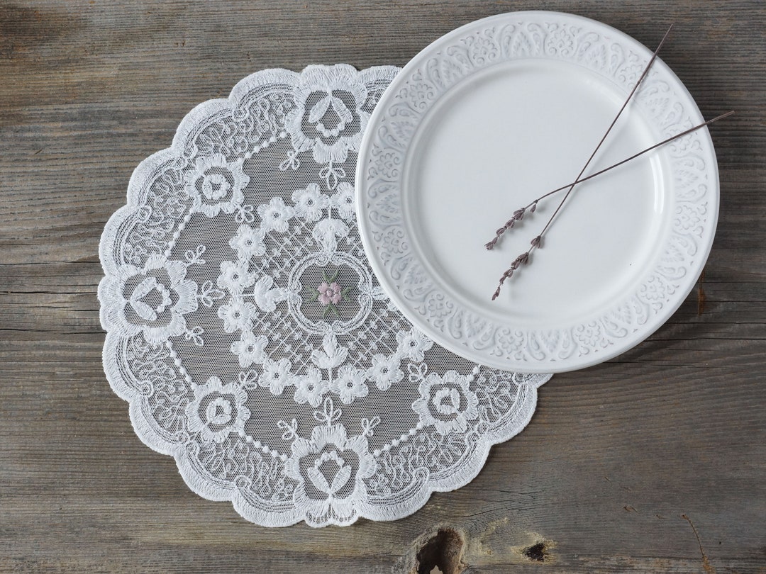 White Round Lace Doily, Vintage Style Cotton French Lace Doily for ...