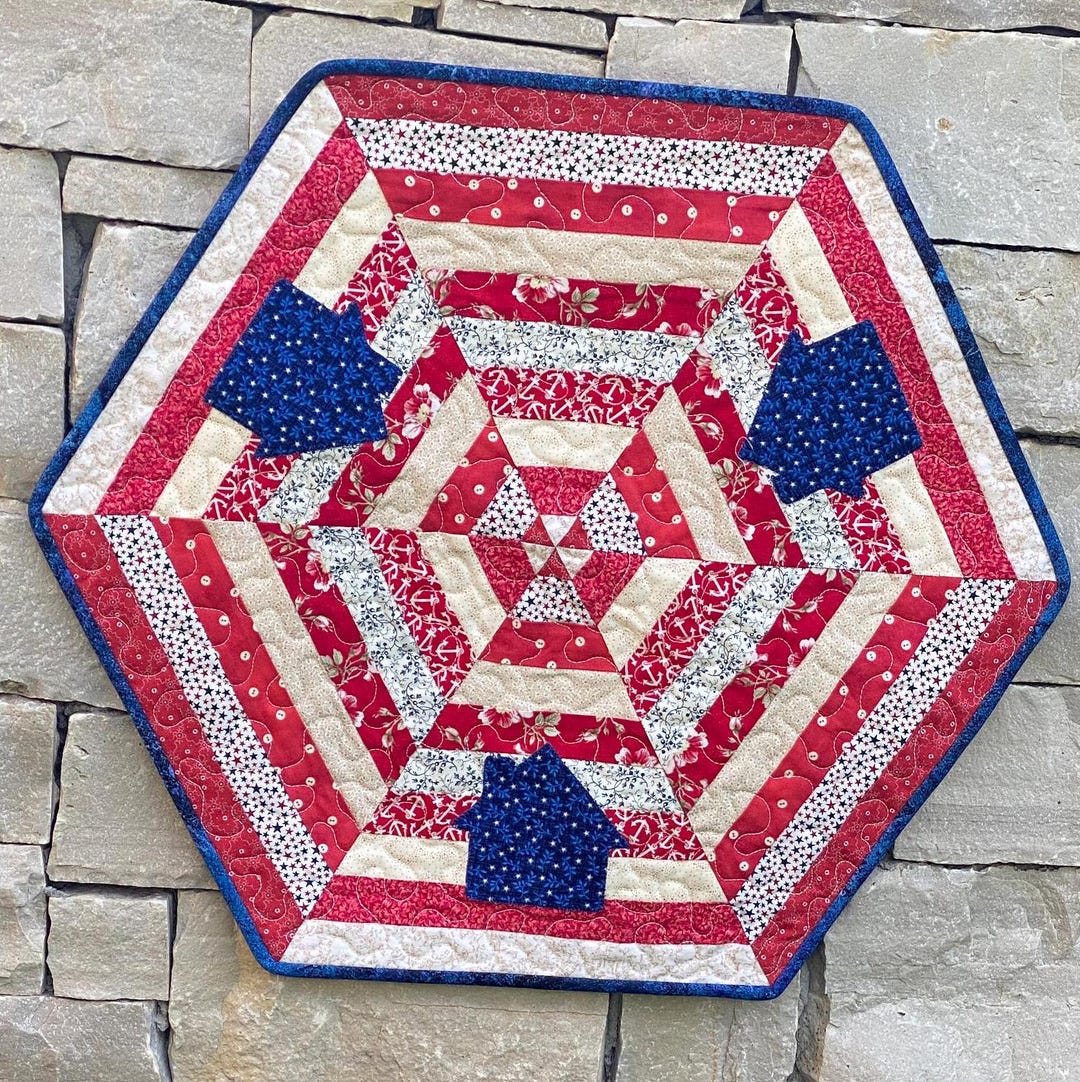 Patriotic Table Topper - Etsy