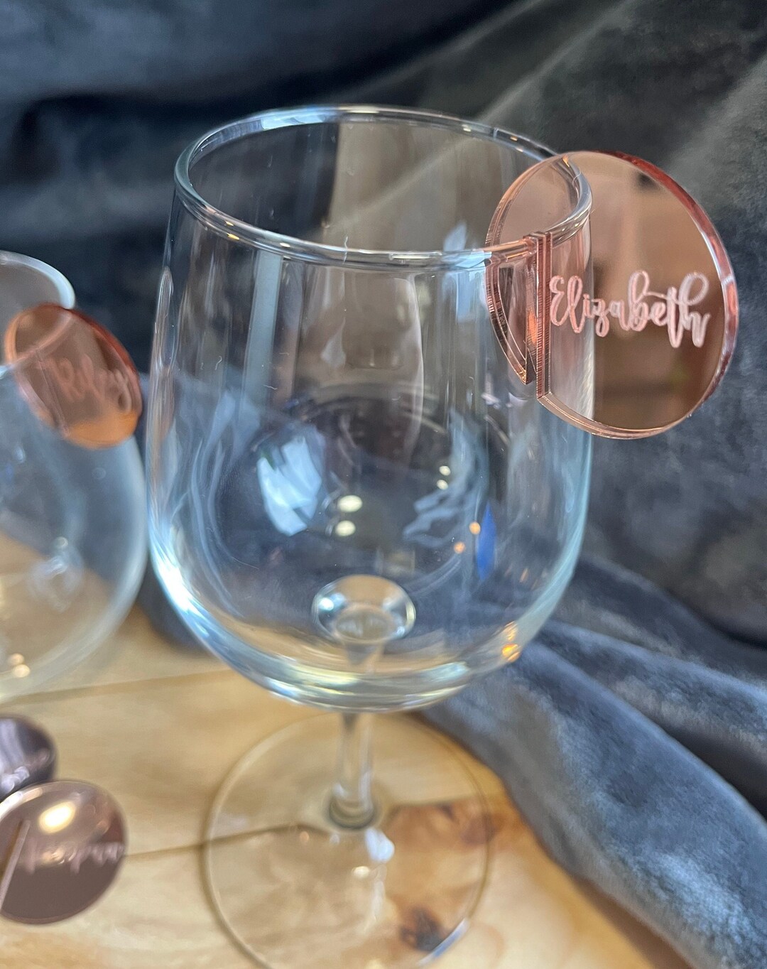 Wine Glass Charm Table Name Cards Rustic Wedding Decor place Cards ...