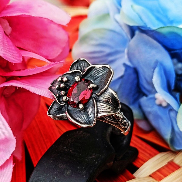 Artistic Silver Ring - Etsy