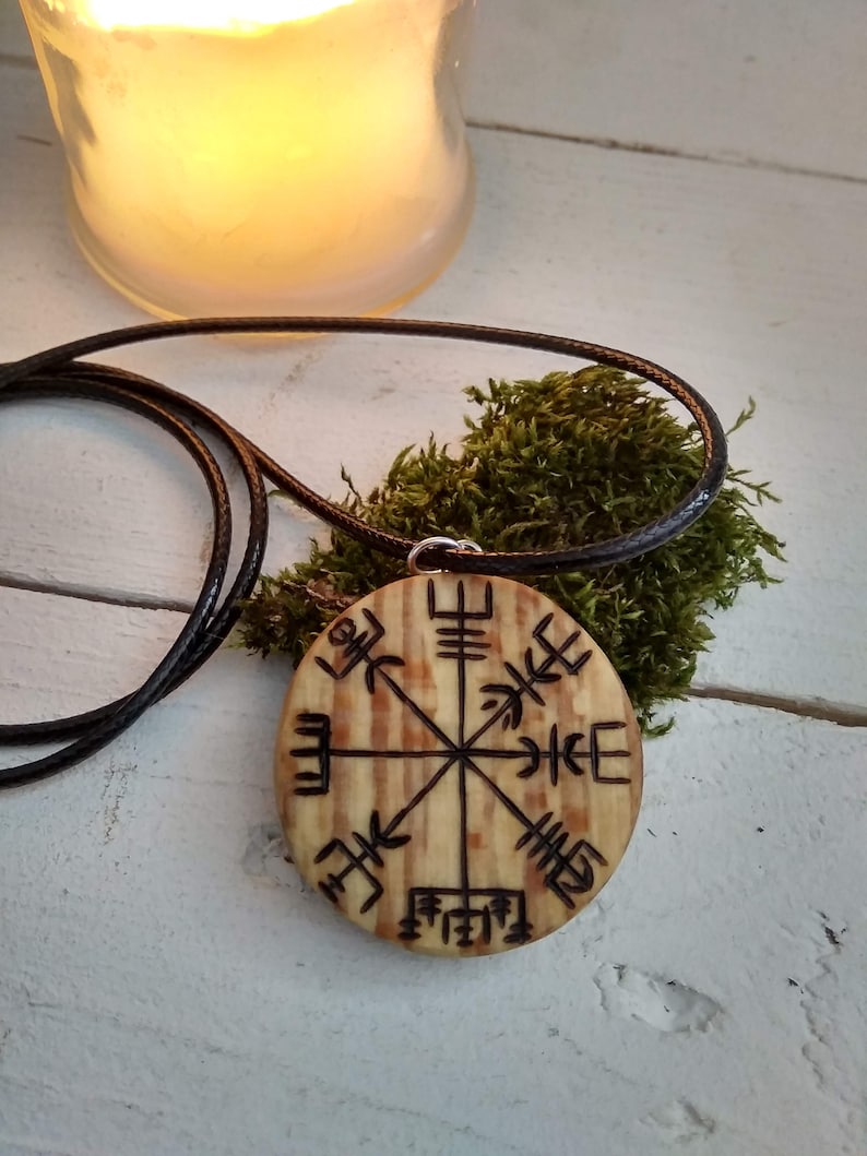 Viking Compass Amulet for Man/ Viking Pendant/ Keychain - Etsy