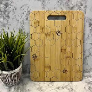 NEW LASER Engraved Honeycomb Bumblebee Art Cutting Board (12x9) - Etsy