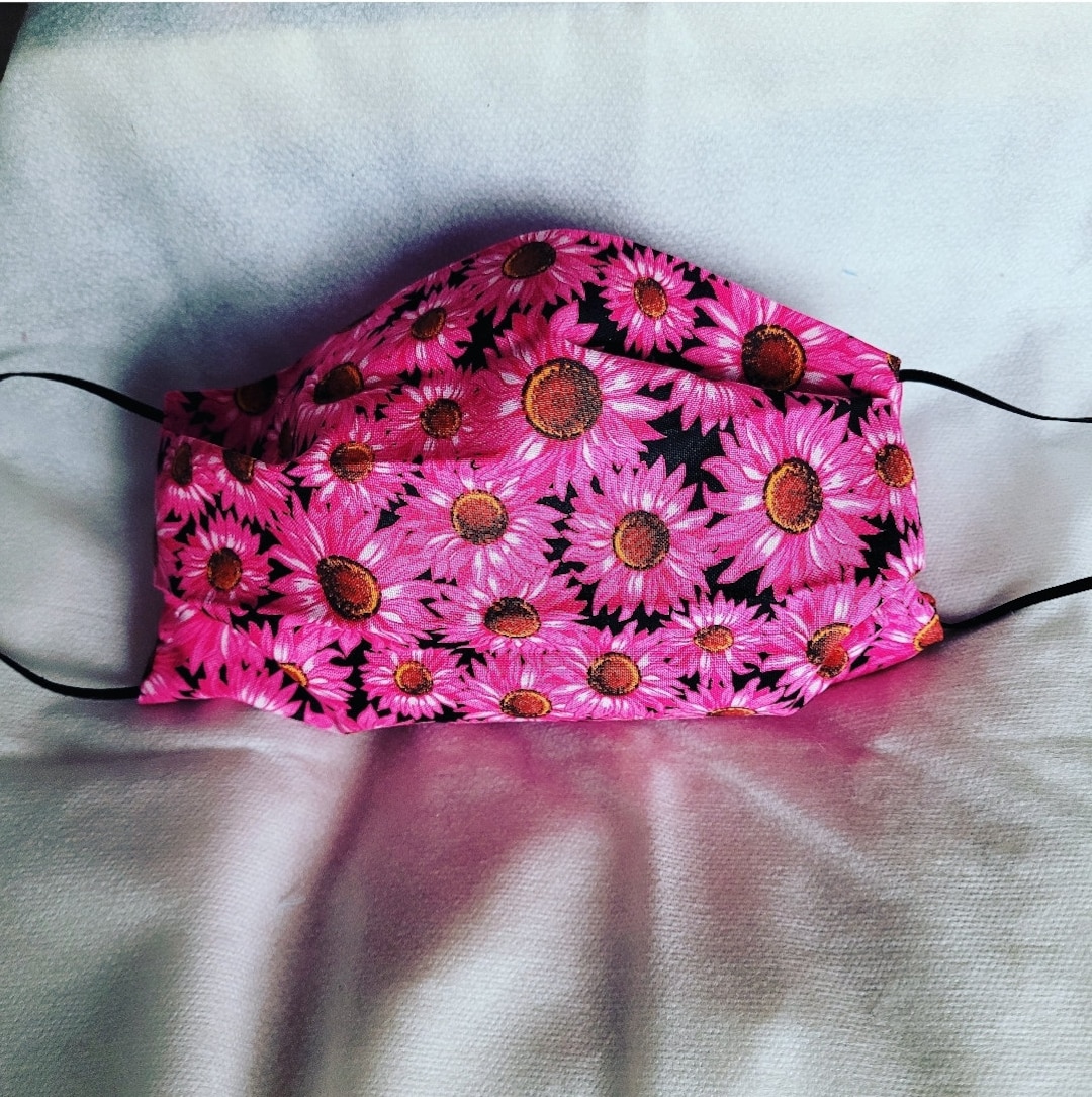 Hot Pink Daisy - Face Mask - Cotton With Filter Pocket Handsewn - Etsy