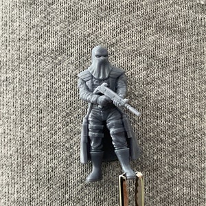 Hooded Commander 35mm Scale Dnd Miniature Dungeons and Dragons RN ...