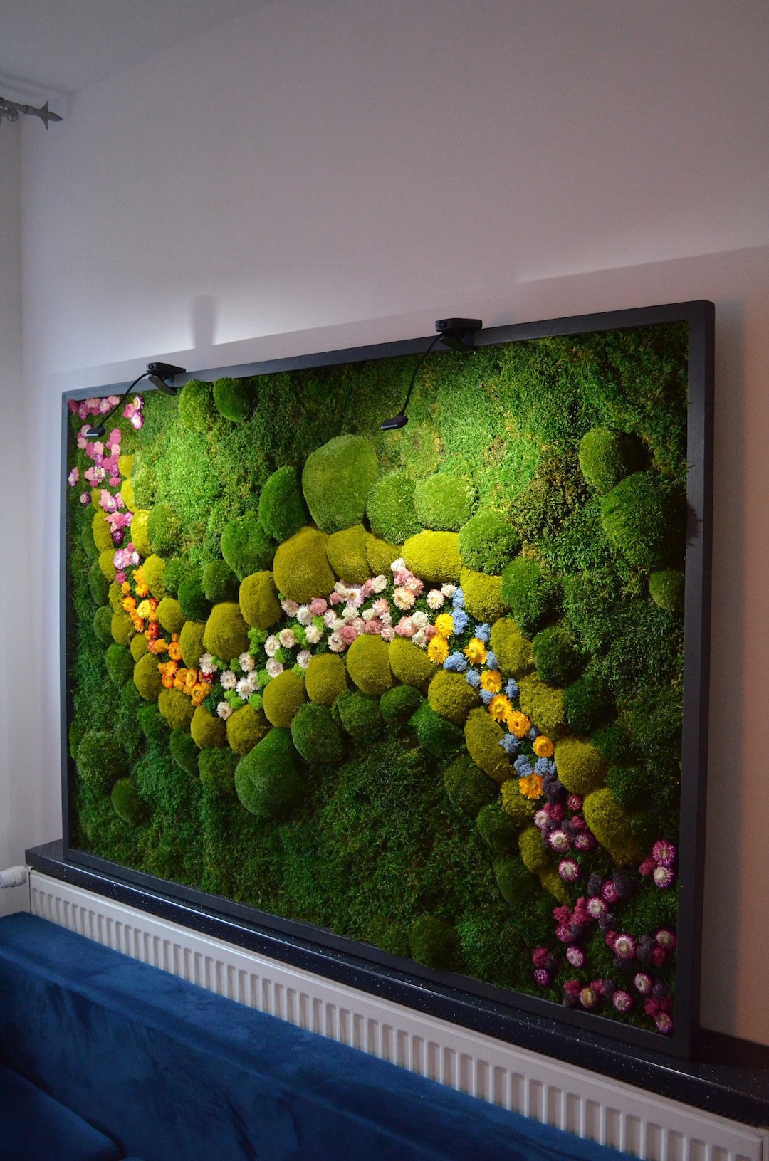 Mosswall + 2 Battery Operated LED Lamps, Preserved Moss, Lighted Moss ...