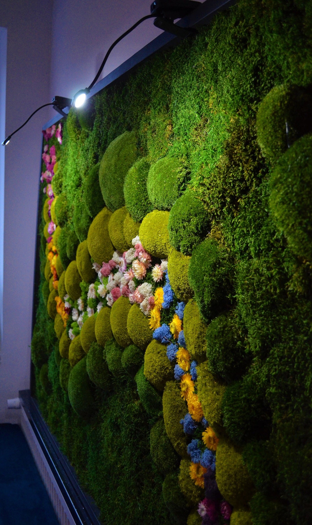 Amazing Moss Art. Lighted Moss Wall Beautiful Preserved Moss Artwork's ...