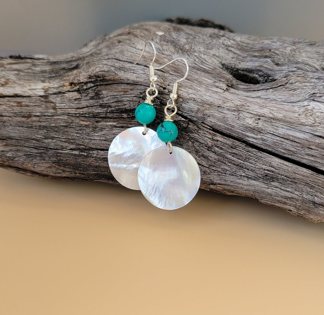 Mother of Pearl Disc Seashell Dangle Earrings/dainty Natural Shell ...