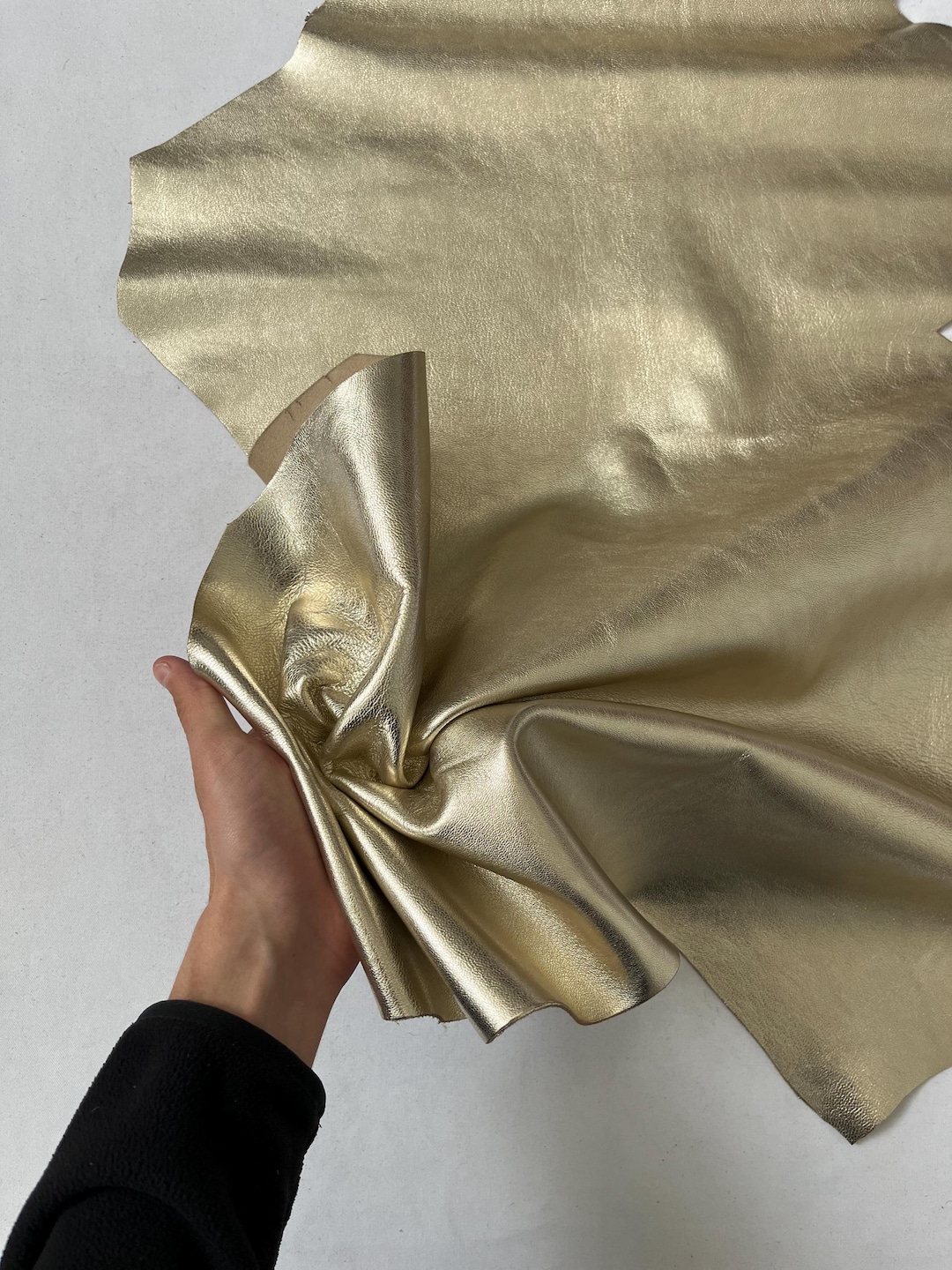 Metallic Goat Leather for Crafts: Soft and Thick Goatskin Hide (0.9mm 2 ...