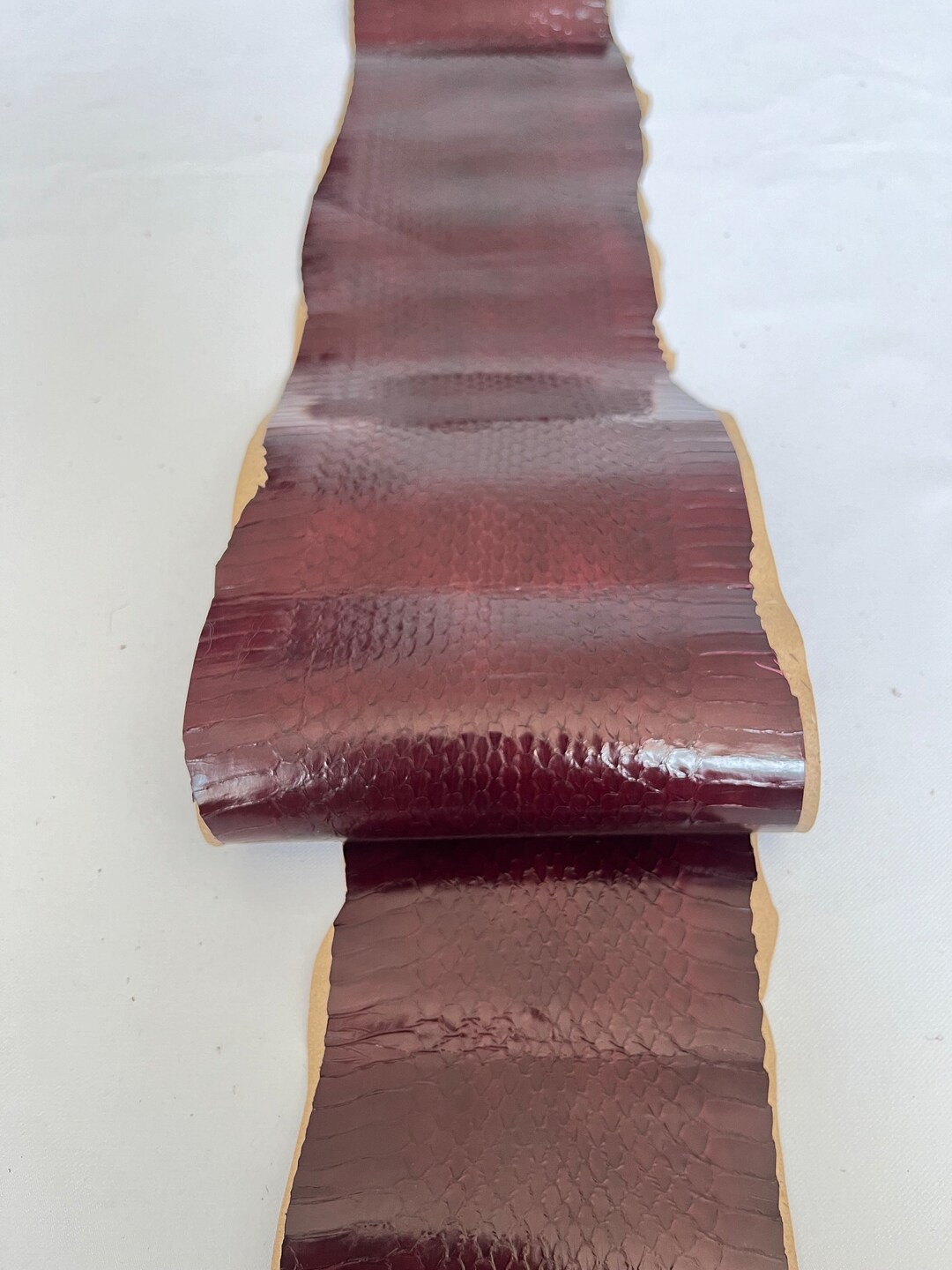 Genuine Snake Leather Hide, Thin and Glossy Color Bordo, Thickness 0 ...