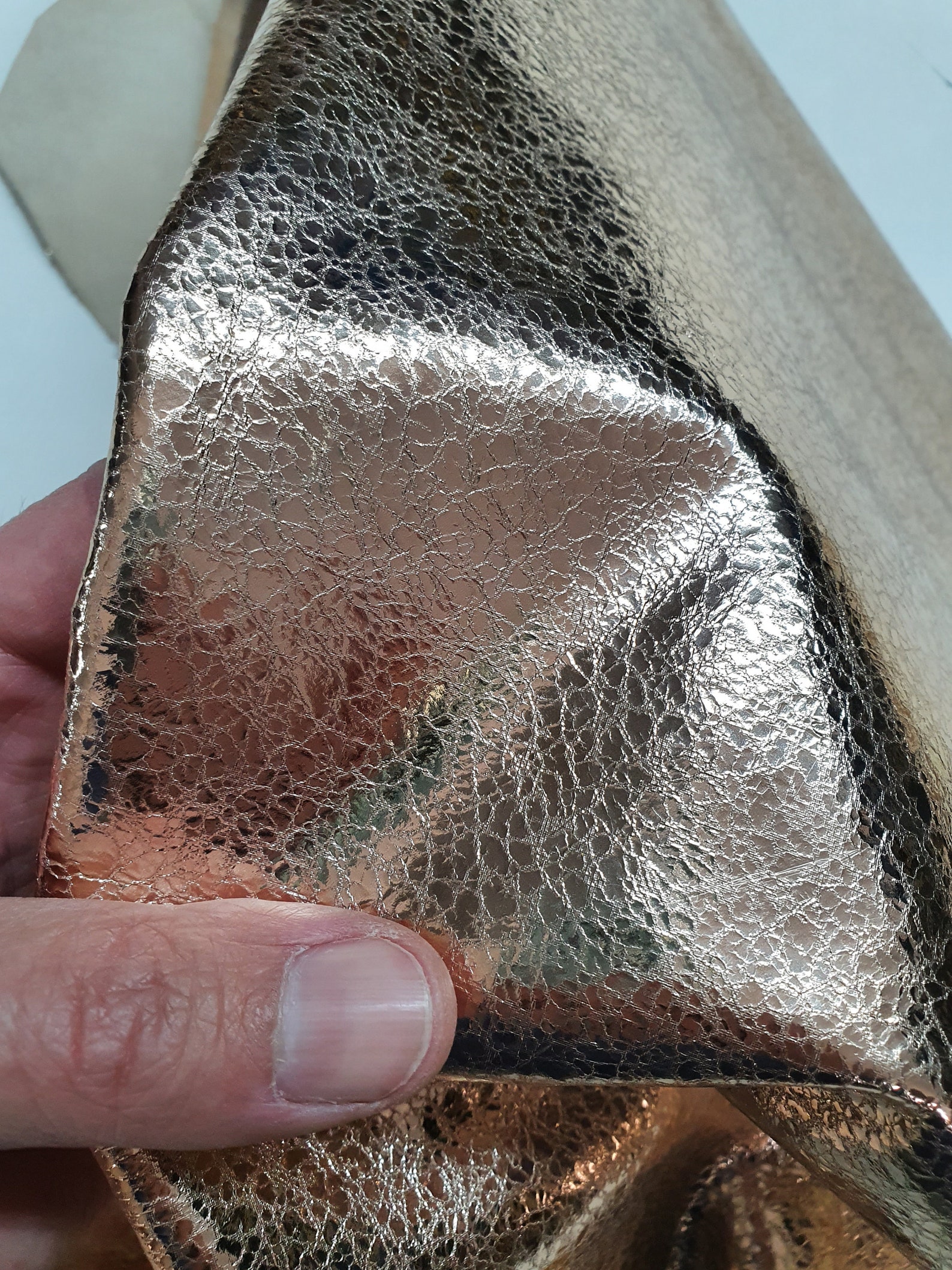Metallic Goat Leather Sheet: Soft Goatskin Hide, Crafting Leather (0 ...