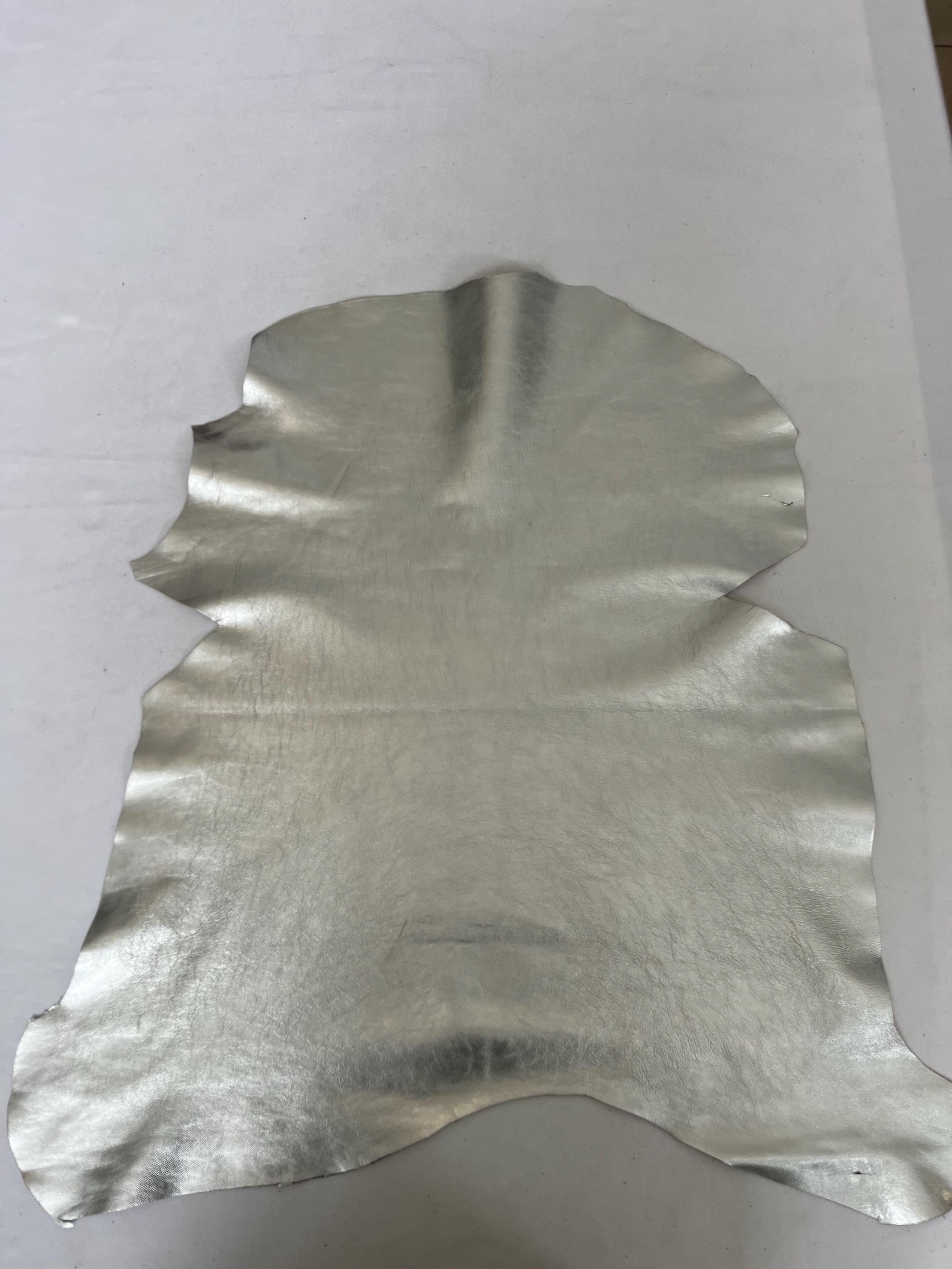 Metallic Goat Leather for Crafts: Soft and Thick Goatskin Hide (0.9mm 2 ...