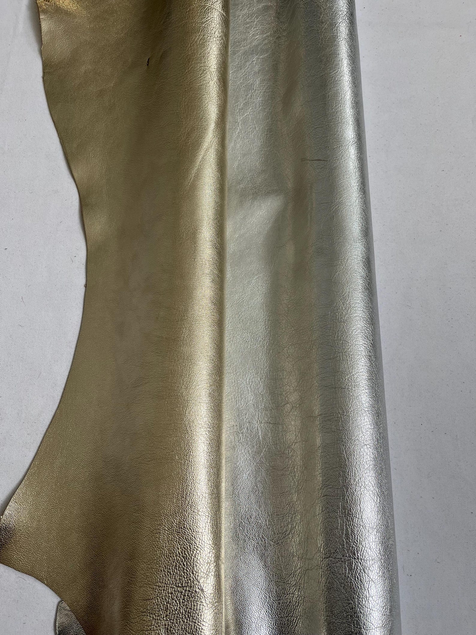 Metallic Goat Leather for Crafts: Soft and Thick Goatskin Hide (0.9mm 2 ...