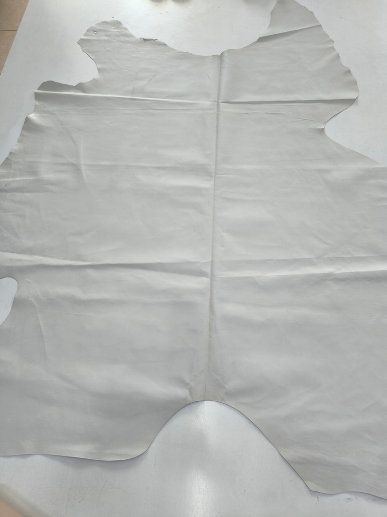 Soft Pigskin Leather Hide: Pig Leather for Lining, Thin 0.7mm, (2 Oz ...