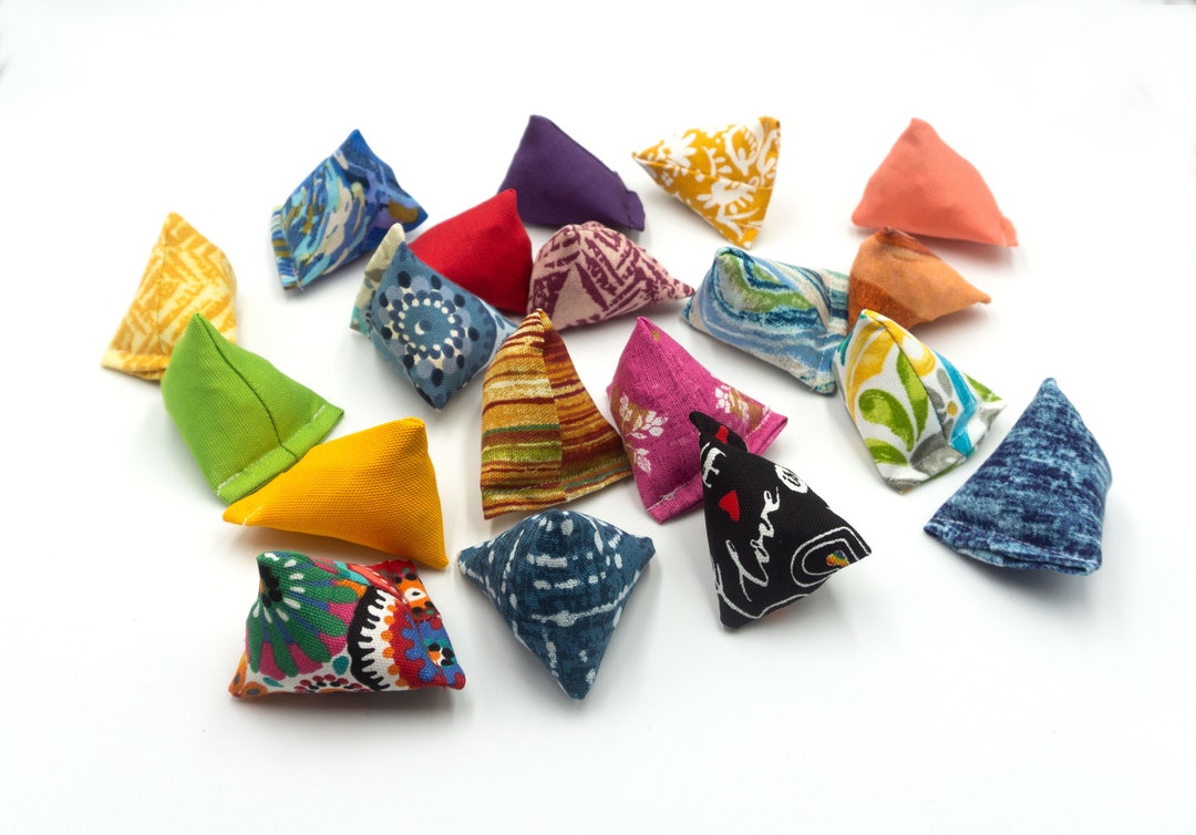 Kitty Crinkle Puffs, Cat Toy, Crinkle Toy With or Without Catnip - Etsy