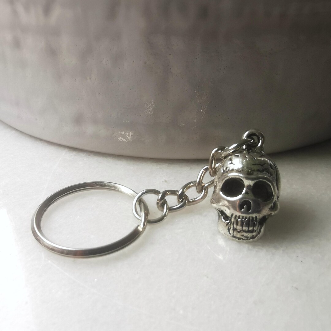 Skull Keychain, Human Head Keyring, Body Part Creepy Gift, Medicine ...