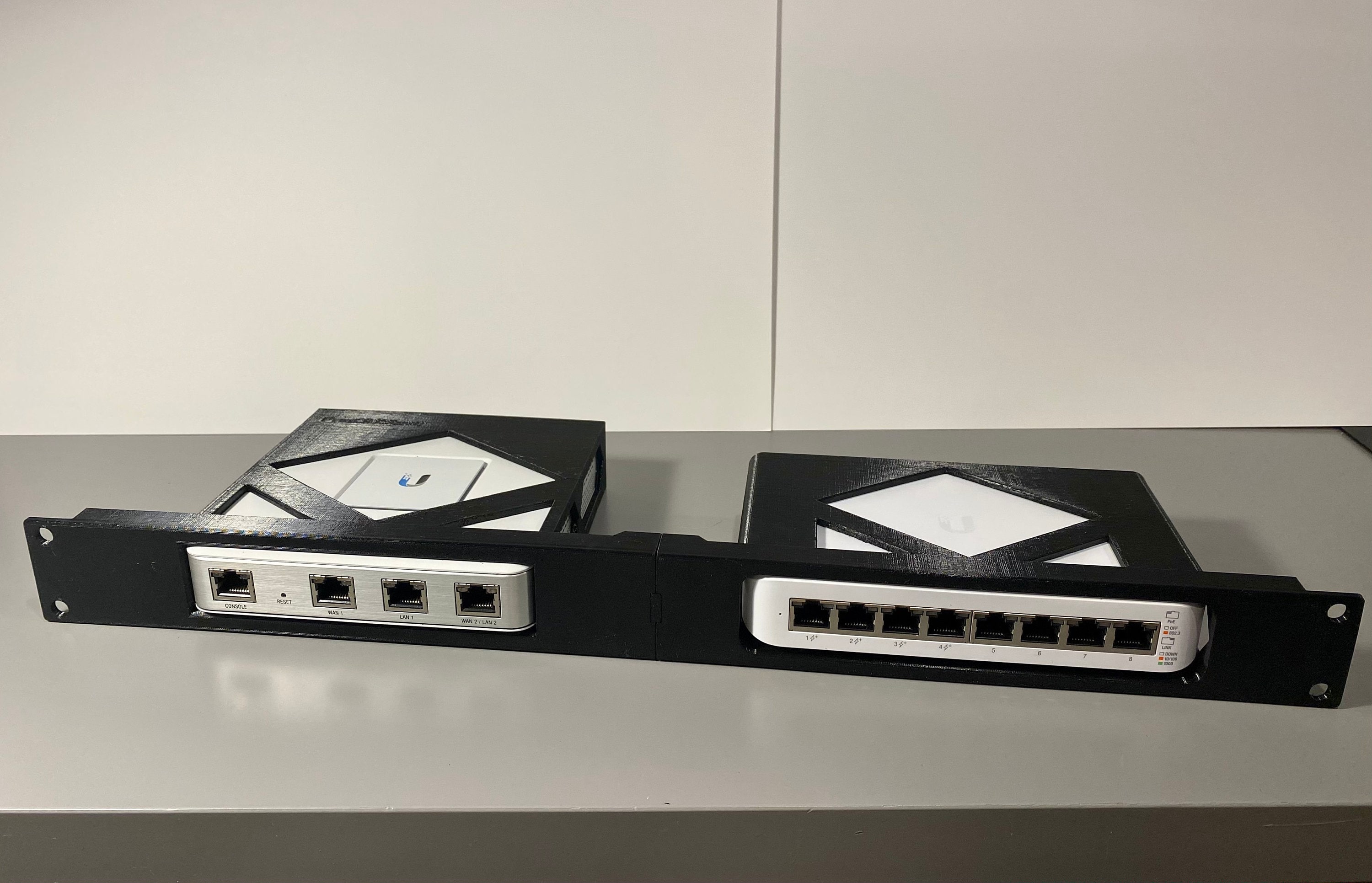 Unifi Switch Lite 8 PoE X2 Raspberry Pi 1U 19in Rack Mount Www unifi-switch-lite-8-poe-x2-raspberry-pi-1u-19in-rack-mount-www