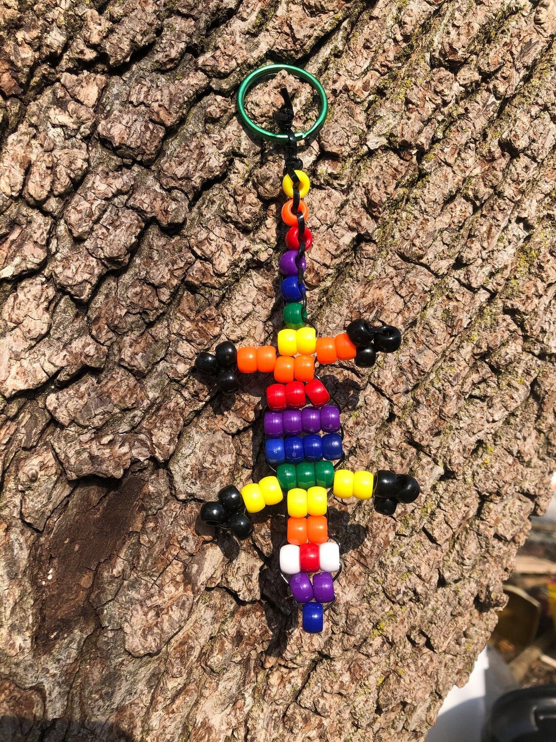 Dark Rainbow Kandi Lizard Keychain | Etsy