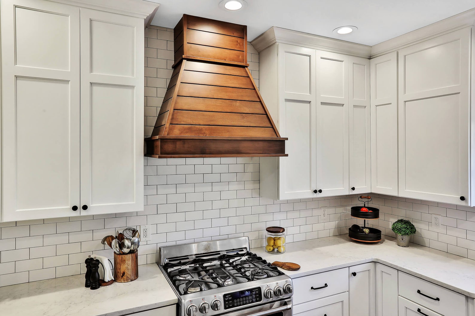 Castlewood Shiplap Chimney Range Hood - Maple - Etsy