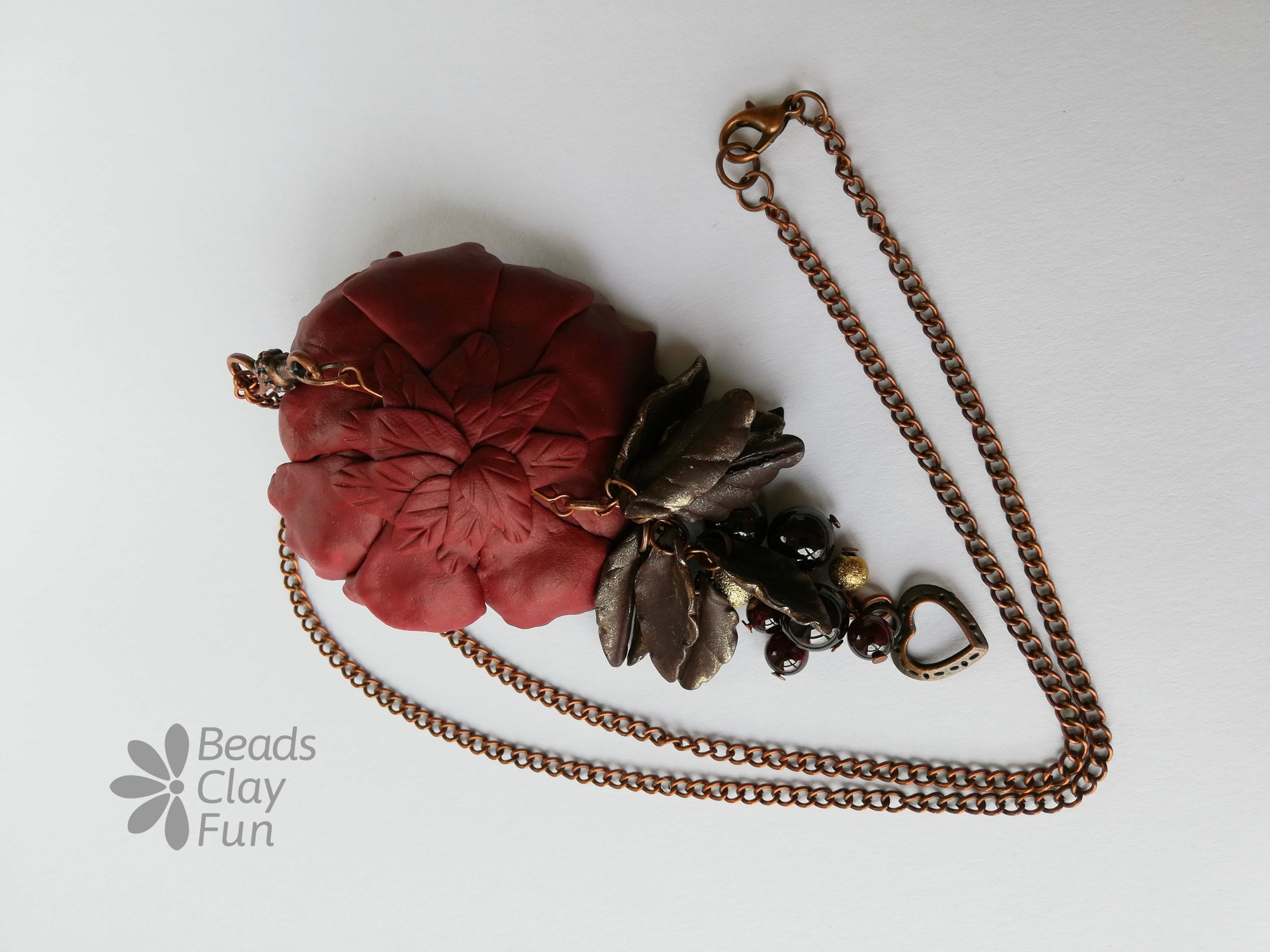 Collar de peonía marrón en cadena de cobre con cuentas de granate rojo oscuro natural / Collar ...