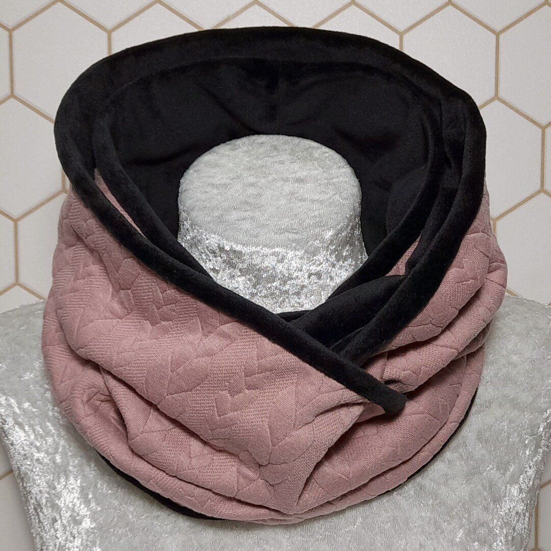 Women's Double Neck Snood Twisted Jersey Old Pink and Smooth Minky ...