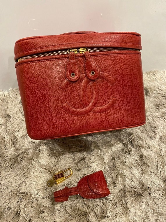 chanel vintage caviar red - Gem
