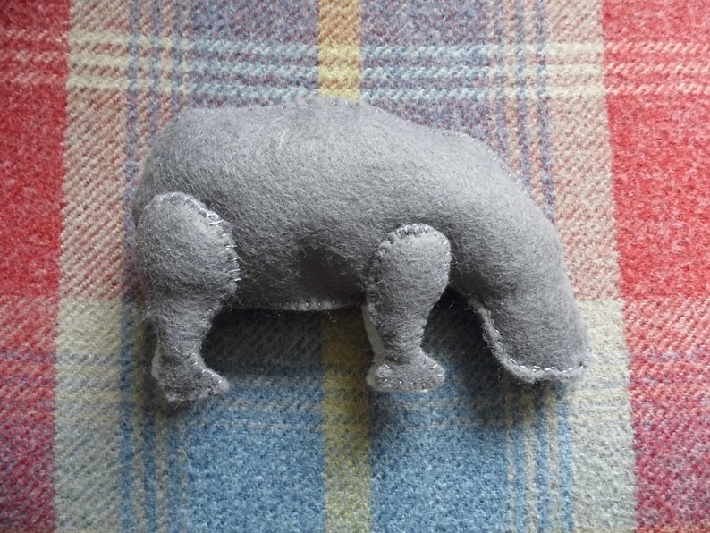 Hippo PDF Pattern for an Embroidered Felt Ornament - Etsy UK