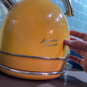 Atomic Queen Vinyl Decal Retro Kitchen Appliance Sticker - Etsy