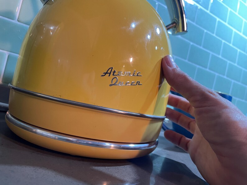 Atomic Queen Vinyl Decal Retro Kitchen Appliance Sticker - Etsy