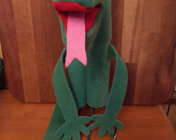 Custom Gecko Puppet - Etsy