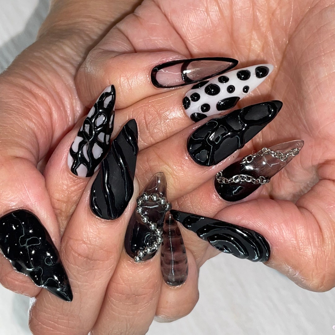 Black Abstract Visual Kei Press on Nail Set - Etsy