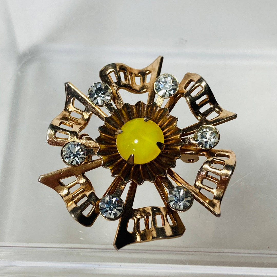 Yellow Crystal Brooch Flower Brooch Vintage Floral Pin - Etsy