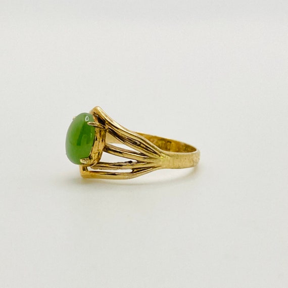 UNCAS 1980s 14K Gold Electroplated Jade Ring - Size 6… - Gem