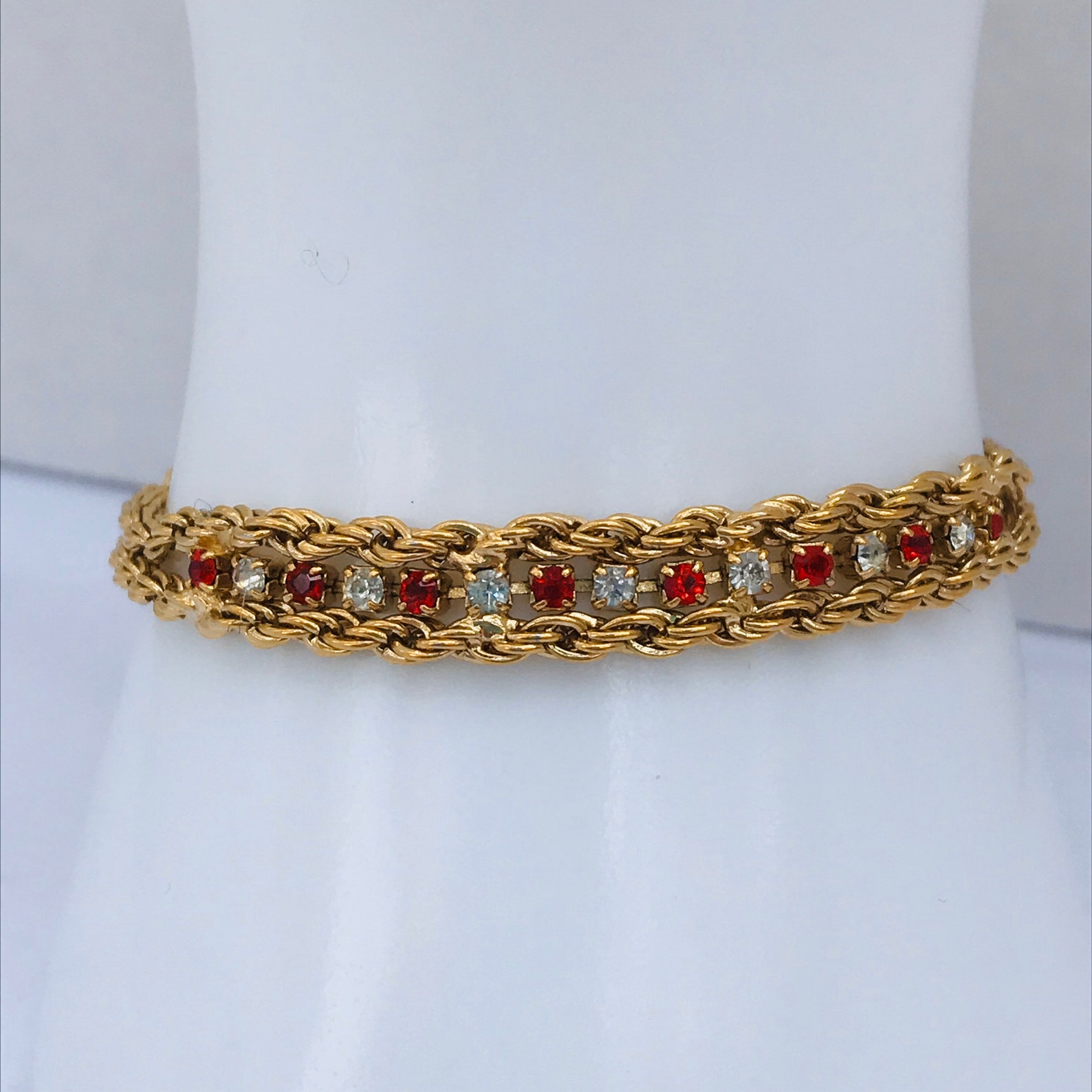 Vintage Red and White Rhinestone Bracelet 7 Inch Gold Tone - Etsy UK