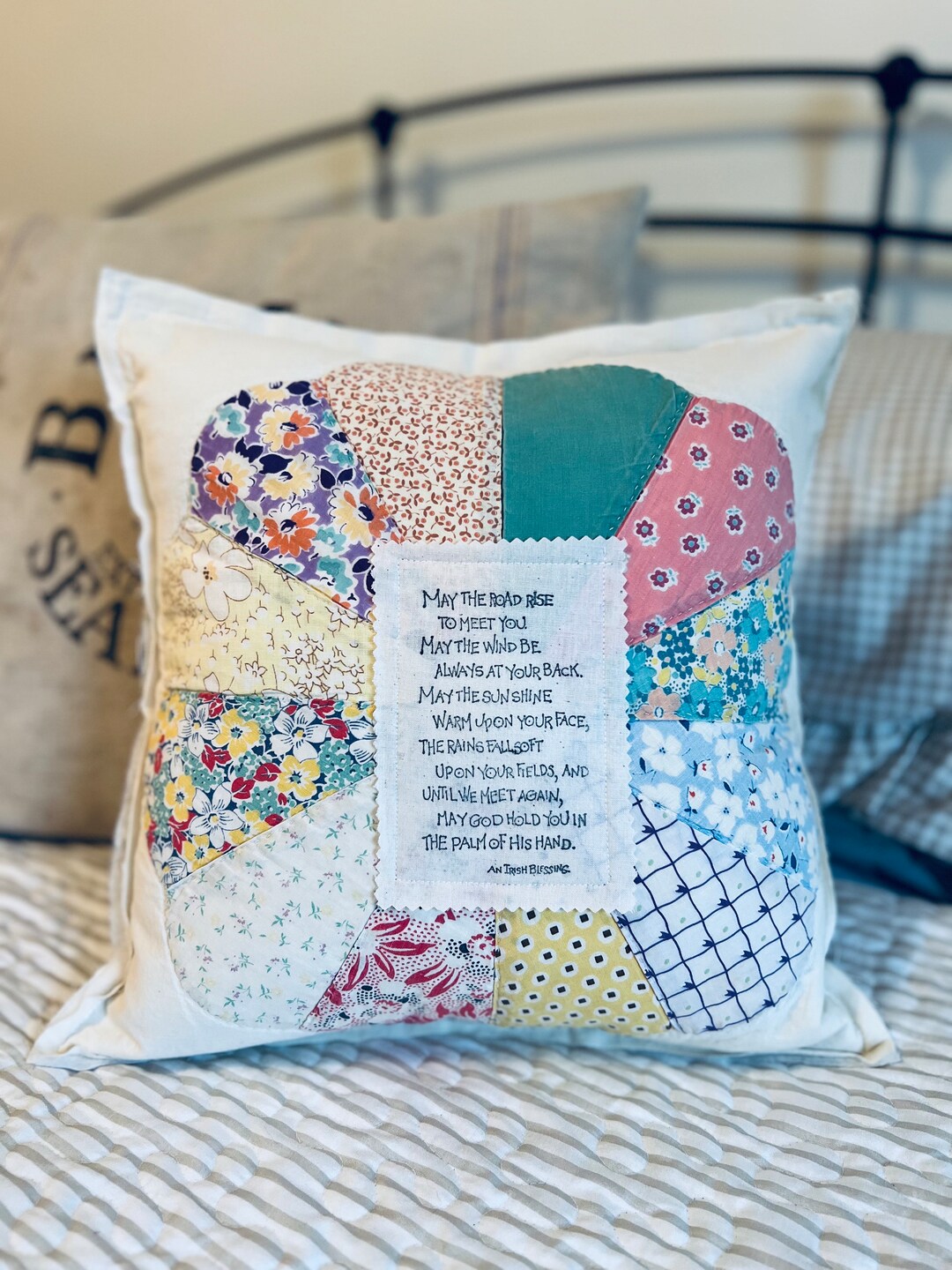 Vintage Quilt Pillow Irish Blessing, Dresden Plate Quilt Square - Etsy UK