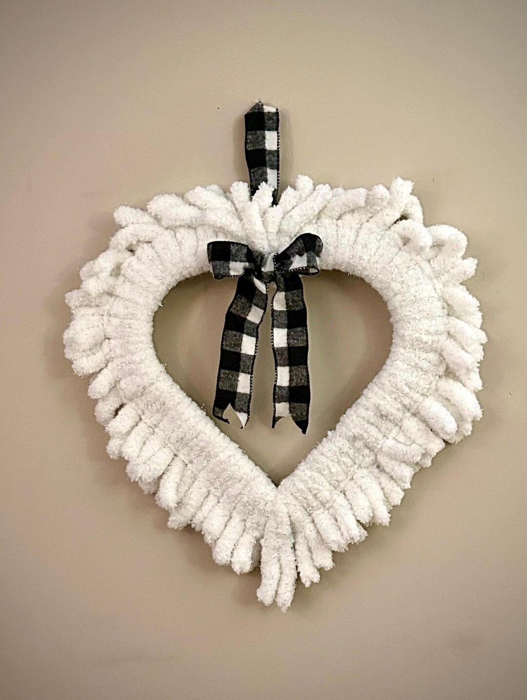 Valentines Heart Shaped Wreath , Everday Wreath, Door Knocker , Heart ...