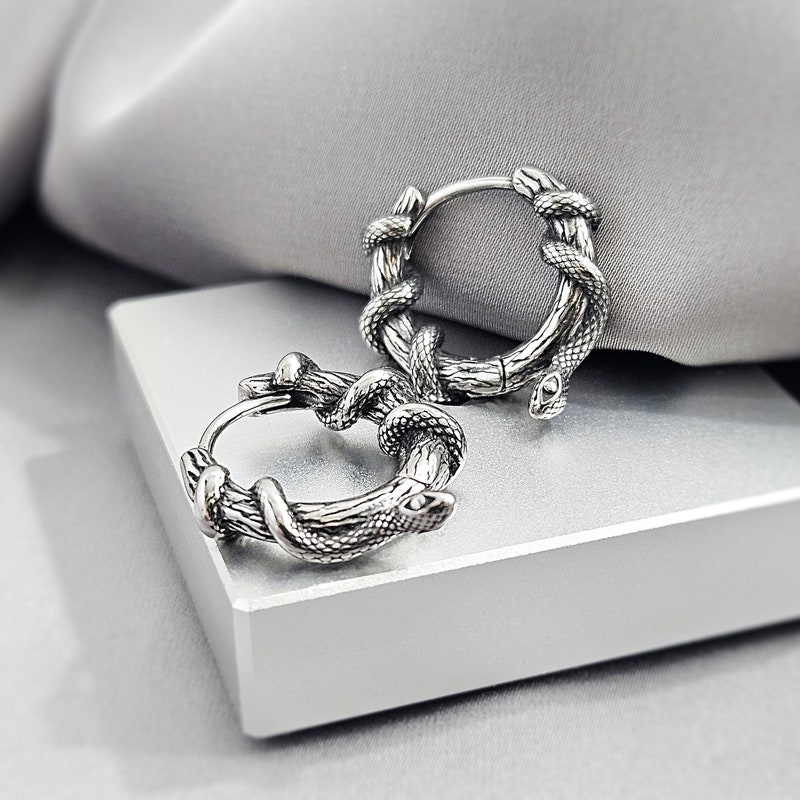 Emo Animal Rings - Etsy