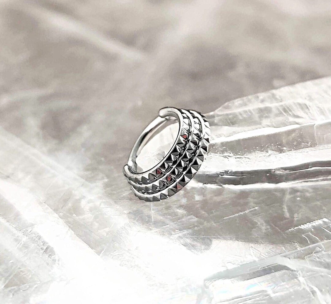16G 3 Tiers Pyramids Hoop Cartilage, Surgical Steel Helix Hoop Earrings ...