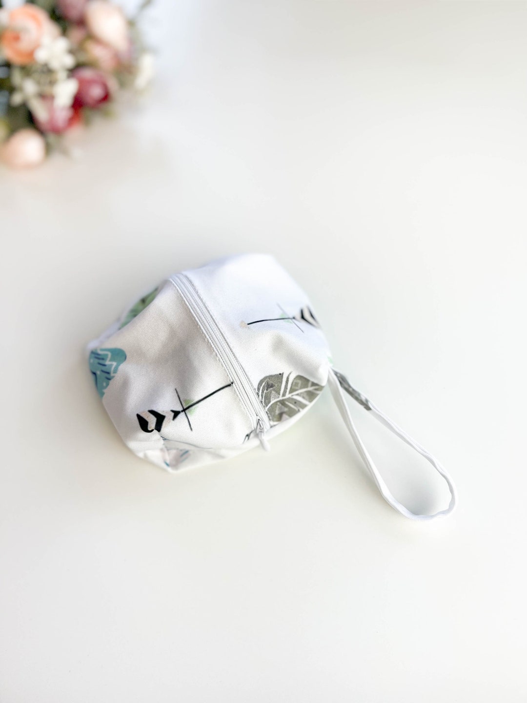 Reusable Waterproof Feminine Hygiene Wrapper, Wet Bag for Period Pads ...