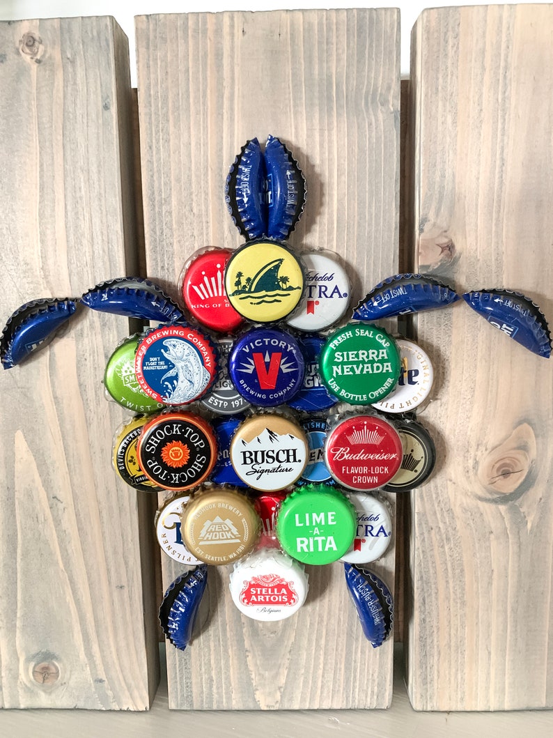 Wood Bottle Cap Turtle | Turtle Art, Beachhouse Decor, Coastal Decor ...