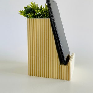 Modern Phone Stand | Phone Holder | 3D Printed | Wood Slat Design ...