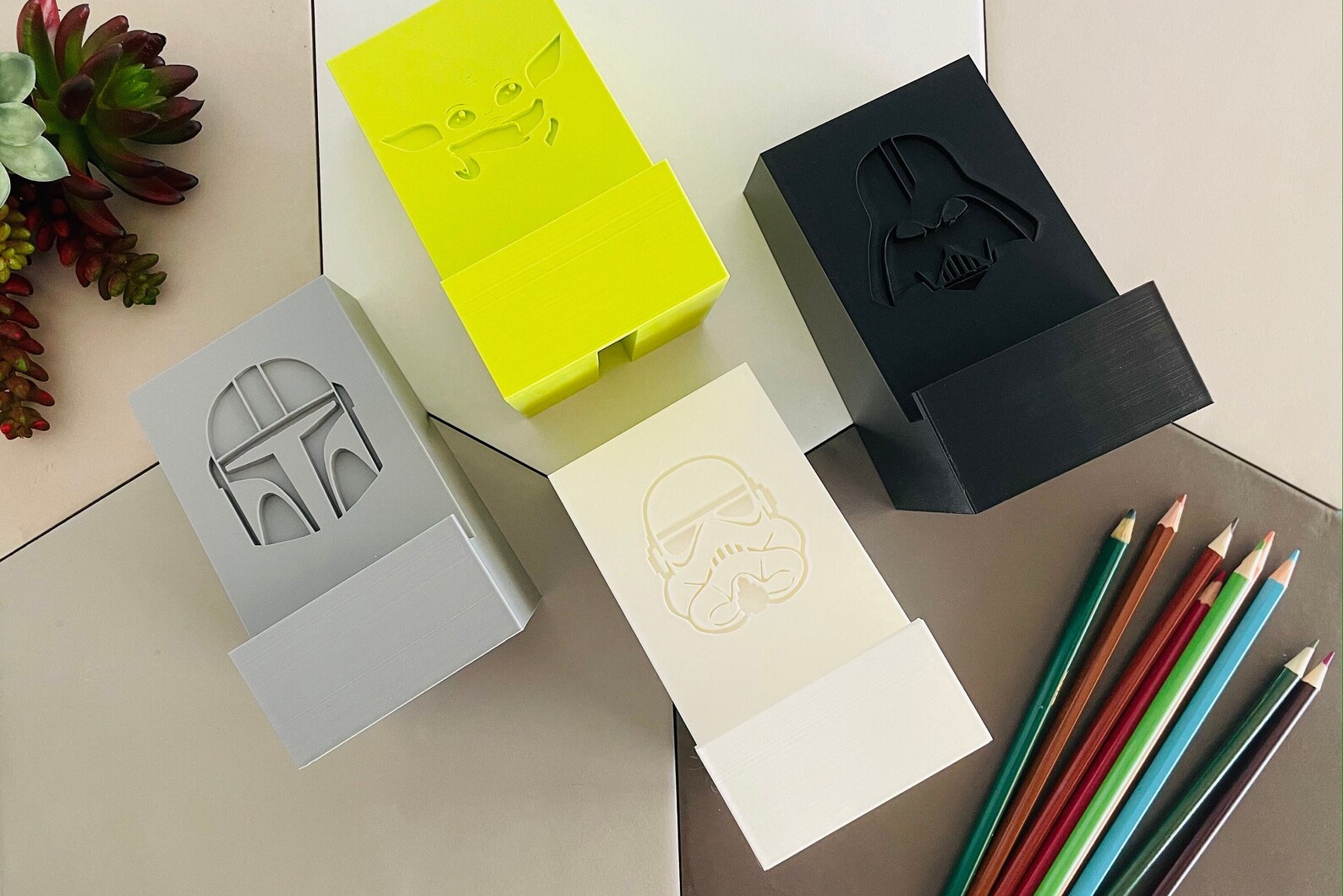 Star Wars | Phone Holder | 3d Printed | | Darth Vader | Desk Accessory ...