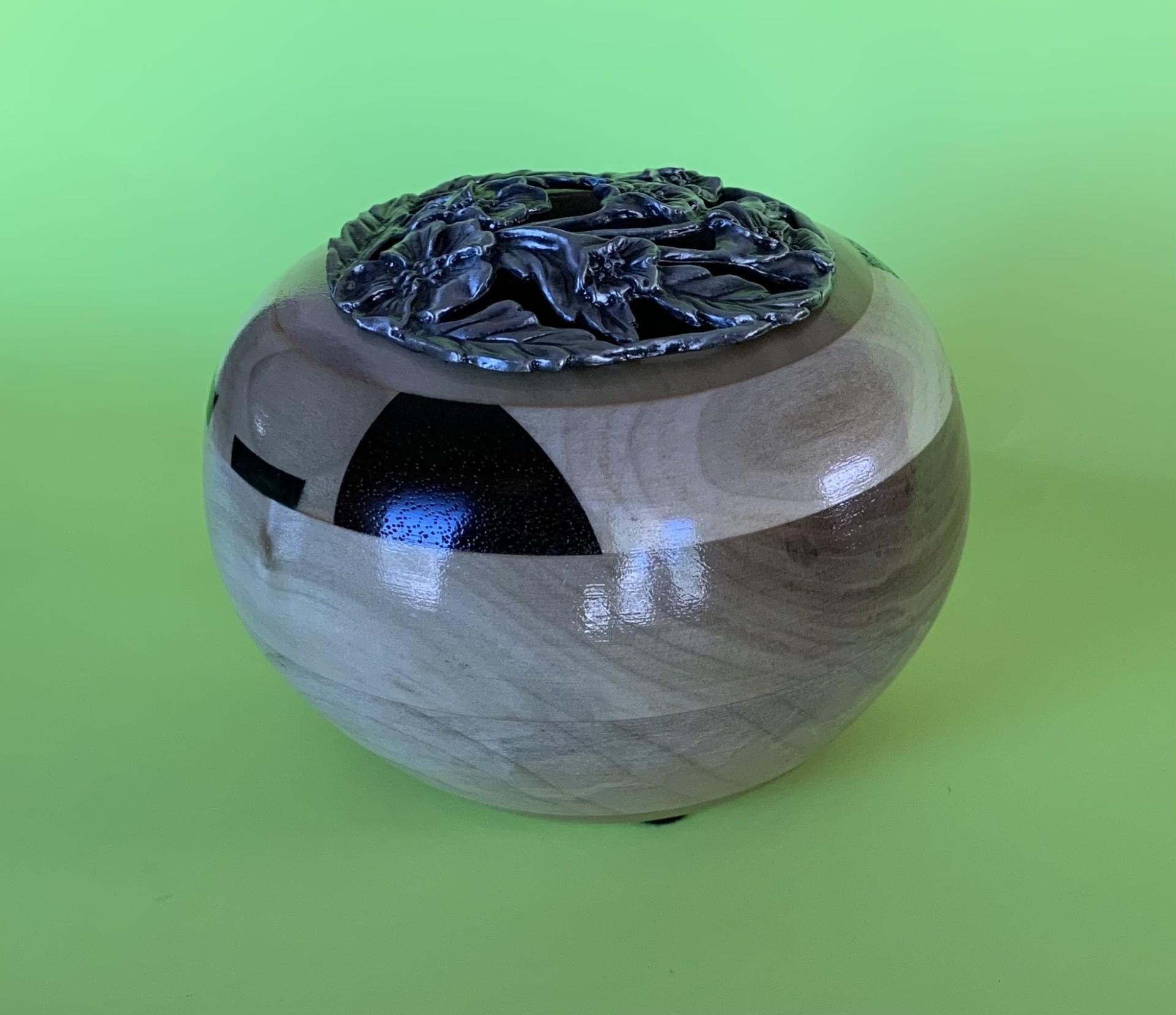 Poplar Medley Potpourri Bowl With Decorative Irises Lid - Etsy