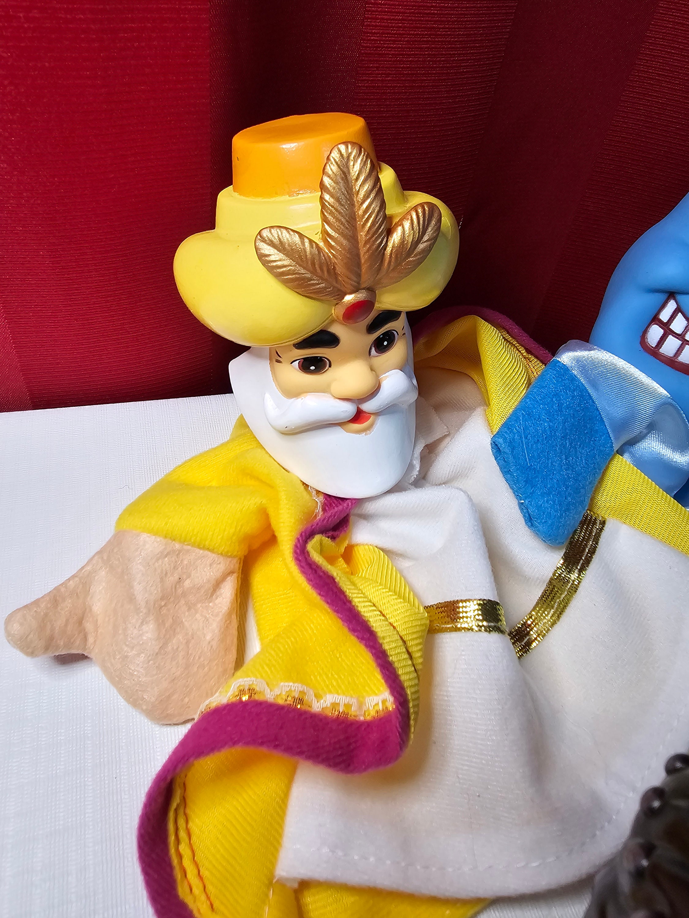 Vintage Disney Aladdin Hand Puppets - Etsy