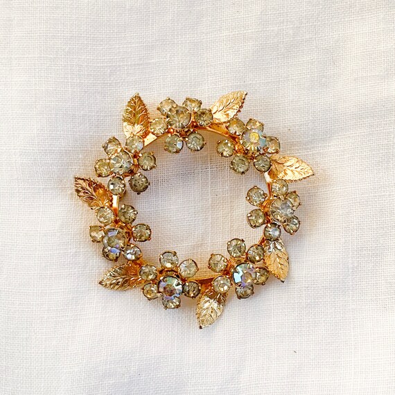 vintage flower wreath - Gem