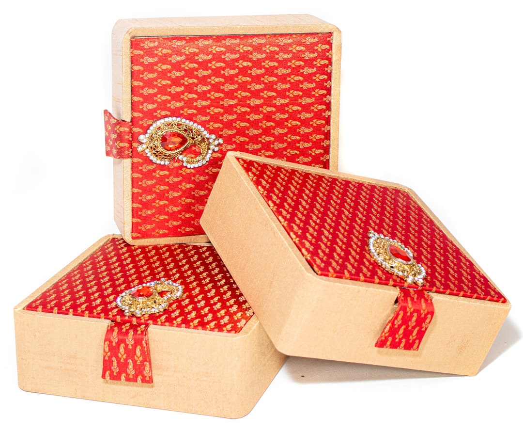 Satin Brooch Gift Box - Etsy UK